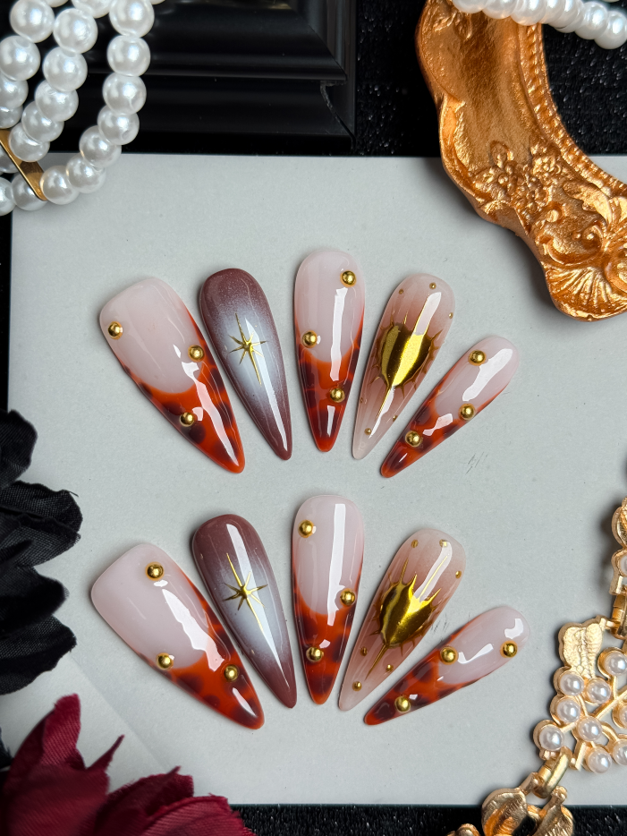 Amber Eclipse – Pinklicious